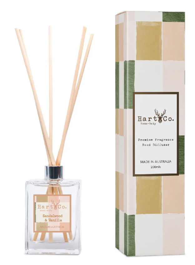 Sandalwood & Vanilla Reed Diffuser – Omnia Beauty Therapy Studio